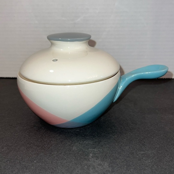 Eva Zeisel | Kitchen | Vintage Eva Zeisel Tritone Tureen Hall Pottery ...